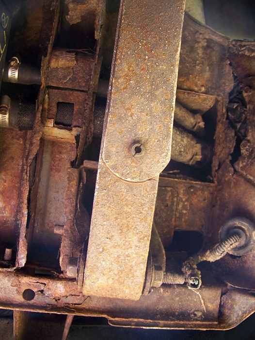 Frame rails rusted - Jeep Cherokee Forum