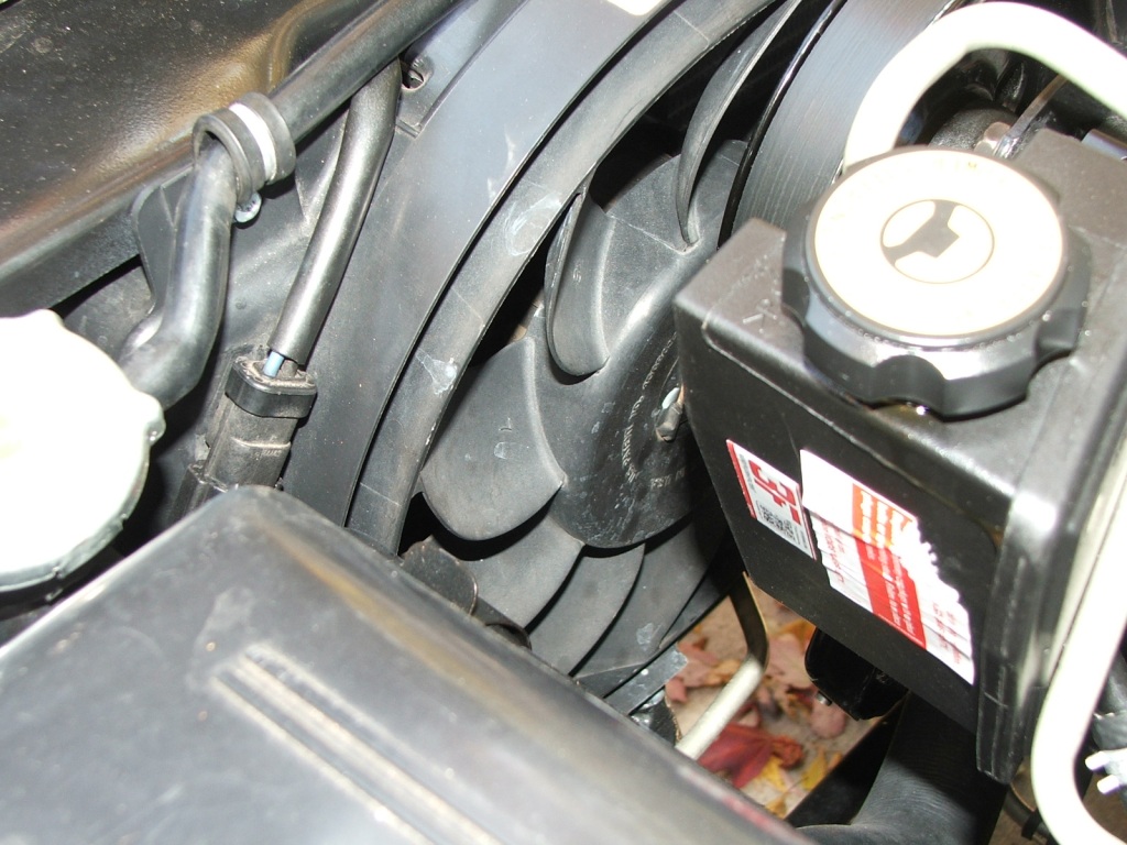 2000 cherokee top pulley hitting electric fan - Page 2 - Jeep Cherokee ...